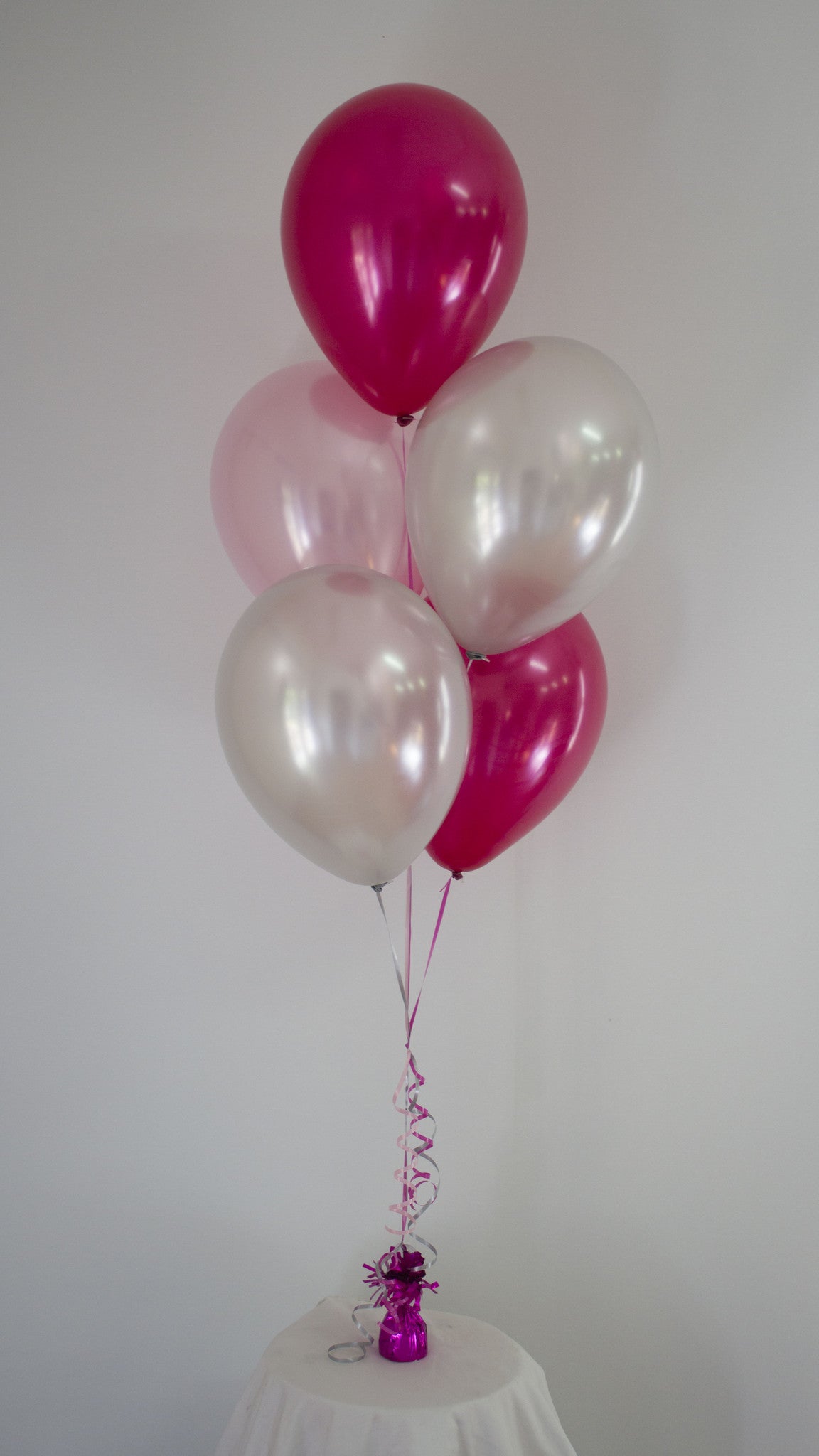 Clusters – Balloon Saloon